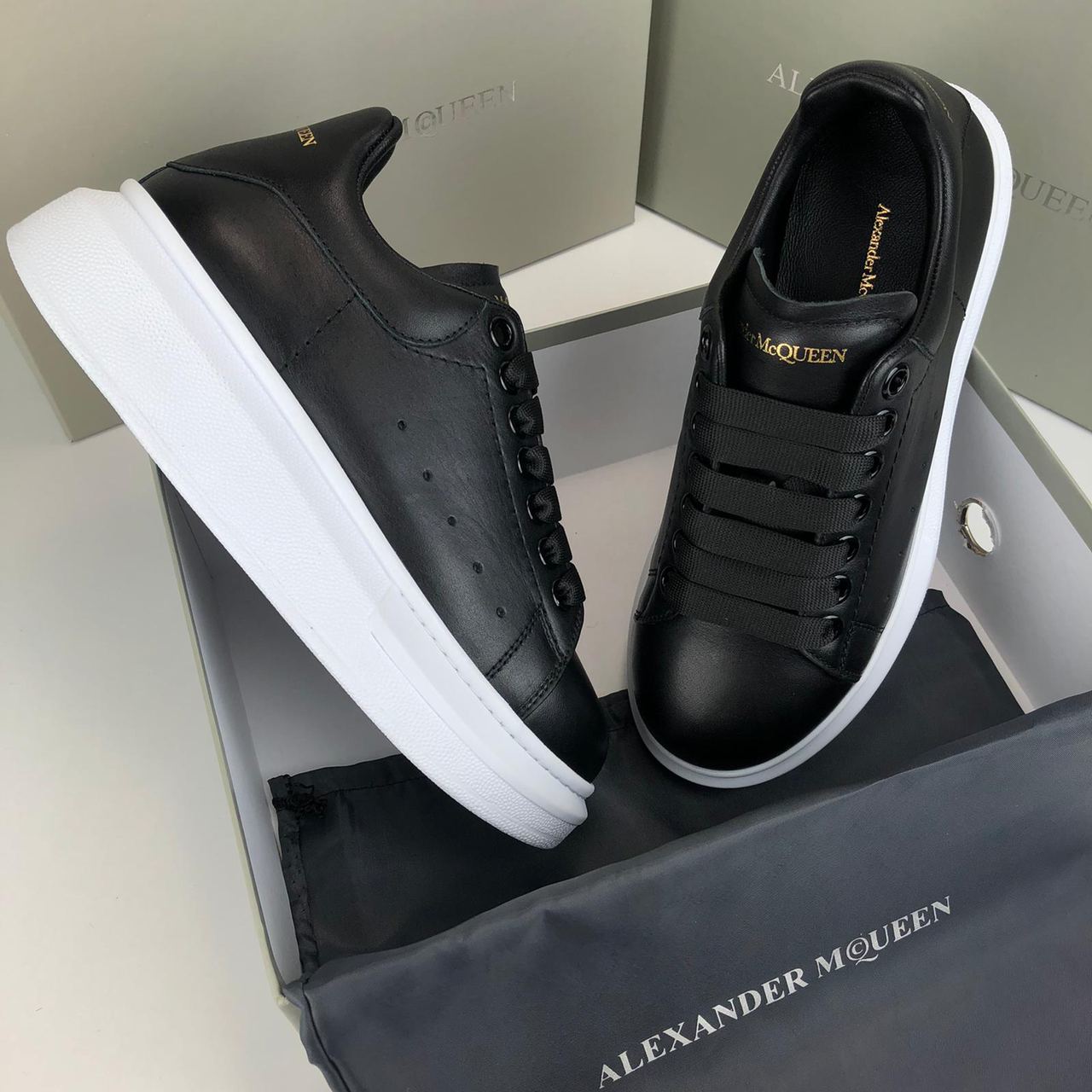 alexander mcqueen ayakkabi sneaker siyah beyaz taban