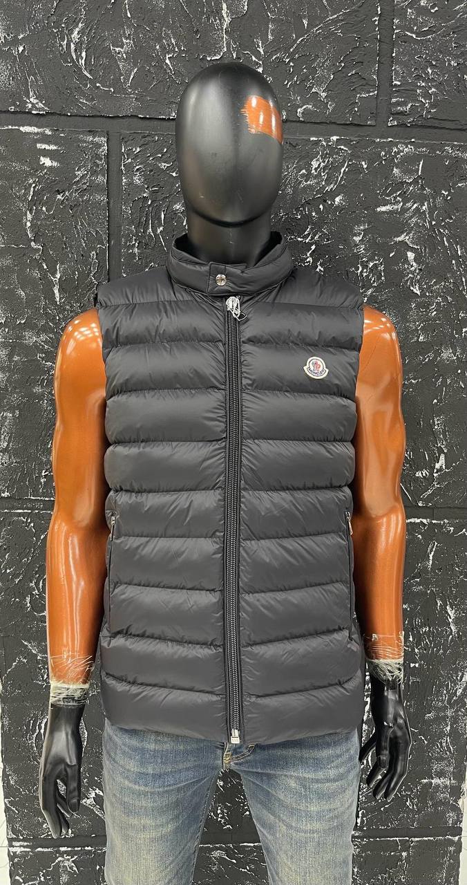 Moncler Erkek yelek Duz Yakali Mat Siyah