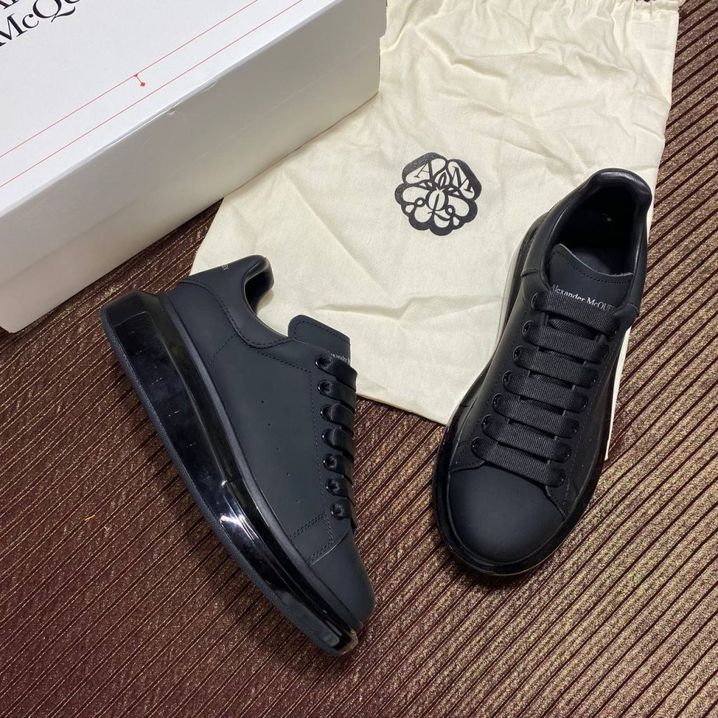 alexander mcqueen ayakkabi sneaker siyah seffaf taban
